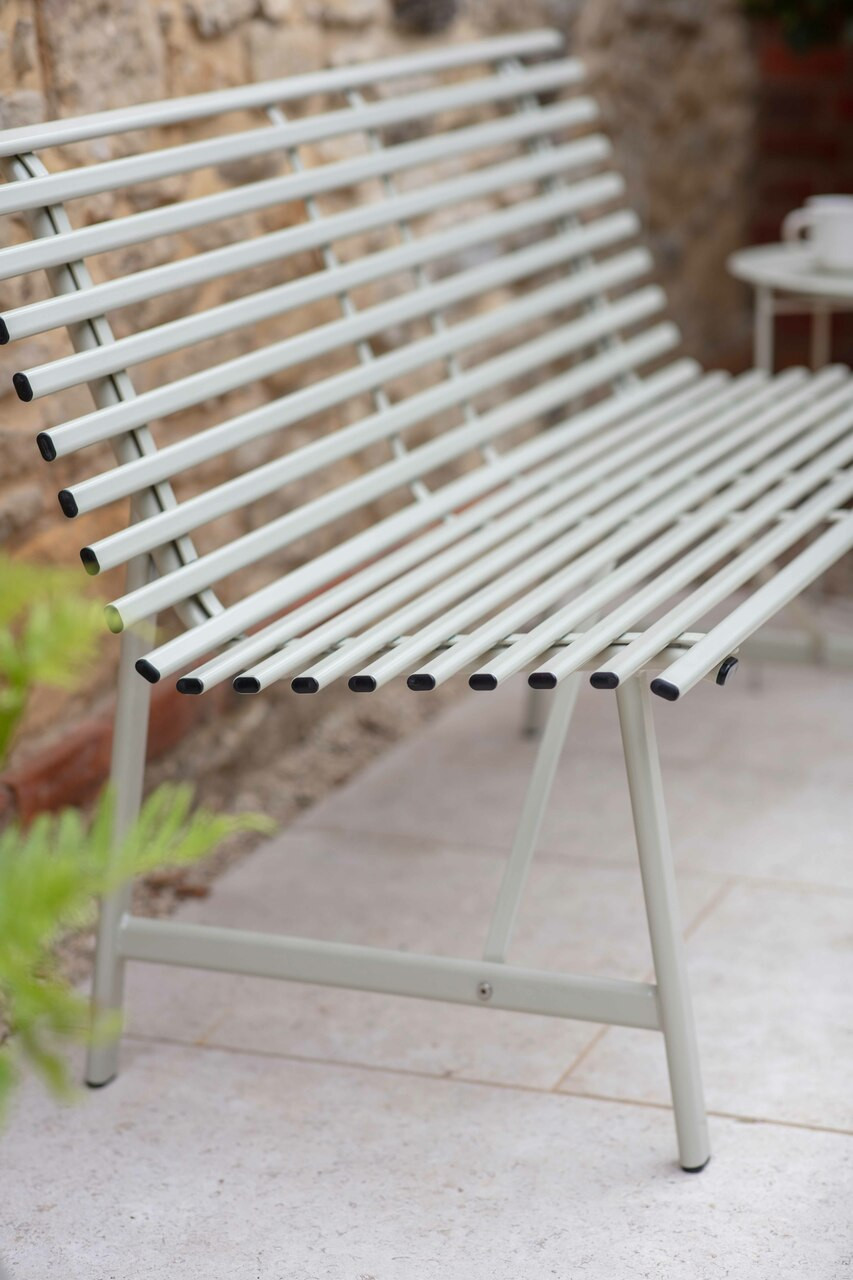 Richmond Bench Clay | Garden Trading