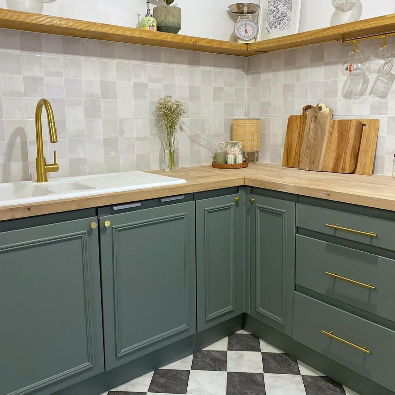 Serenity Kitchen Cupboard Paint - Matt Green Finish