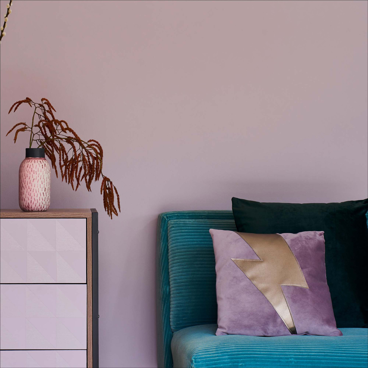 Lilac Wine Wall & Ceiling Paint - Matt Purple Finish | Rust-Oleum