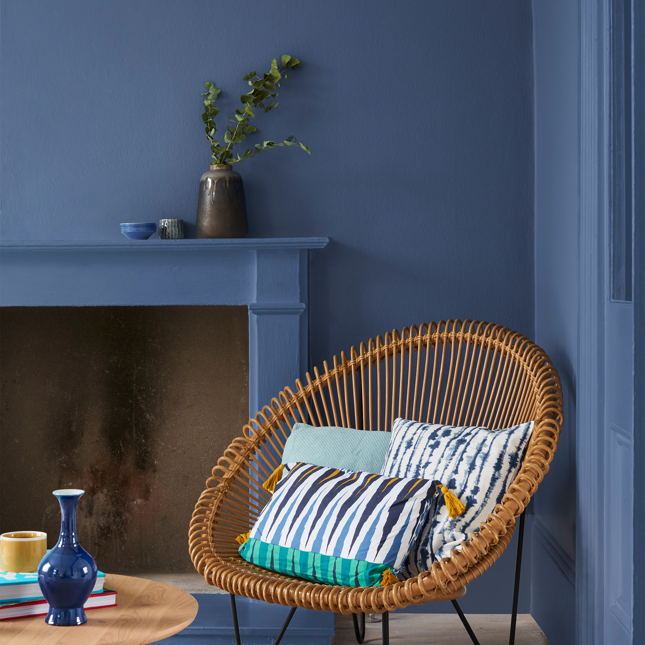 Blue River Furniture & Trim Paint - Matt Blue Finish