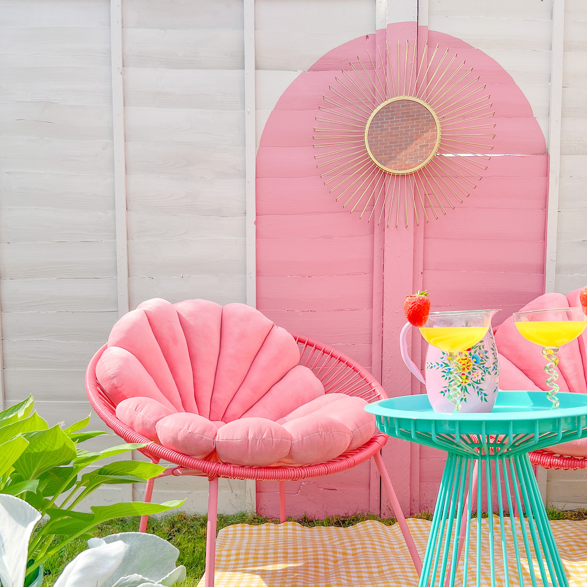 Dusky Pink Garden Paint - Matt Pink | Rust-Oleum