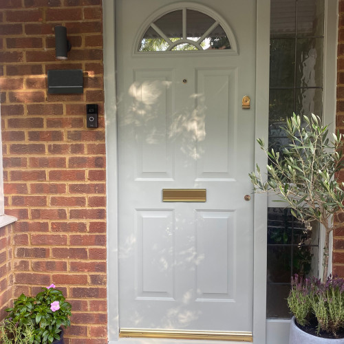 Chalk Green uPVC Paint Â– Matt Green Finish | Rust-Oleum