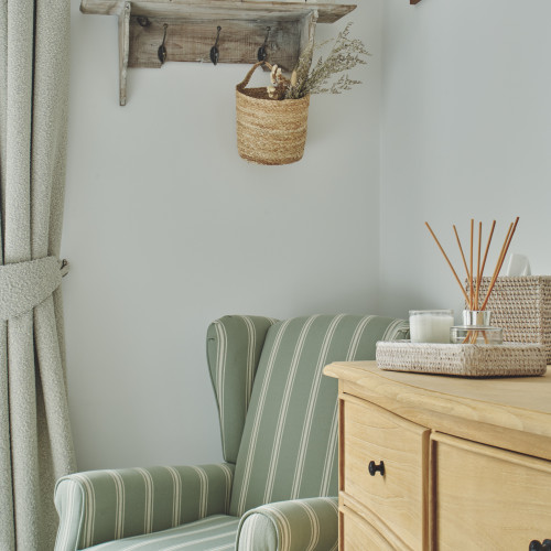 Moonstone Wall & Ceiling Paint - Matt White Finish | Rust-Oleum