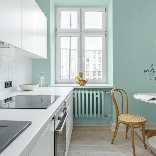 Coastal Blue Radiator Paint - Matt Blue | Rust-Oleum