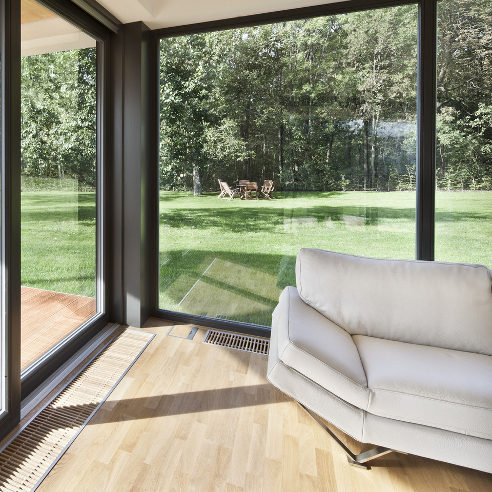 Graphite uPVC Paint Matt Grey Finish | Rust-Oleum