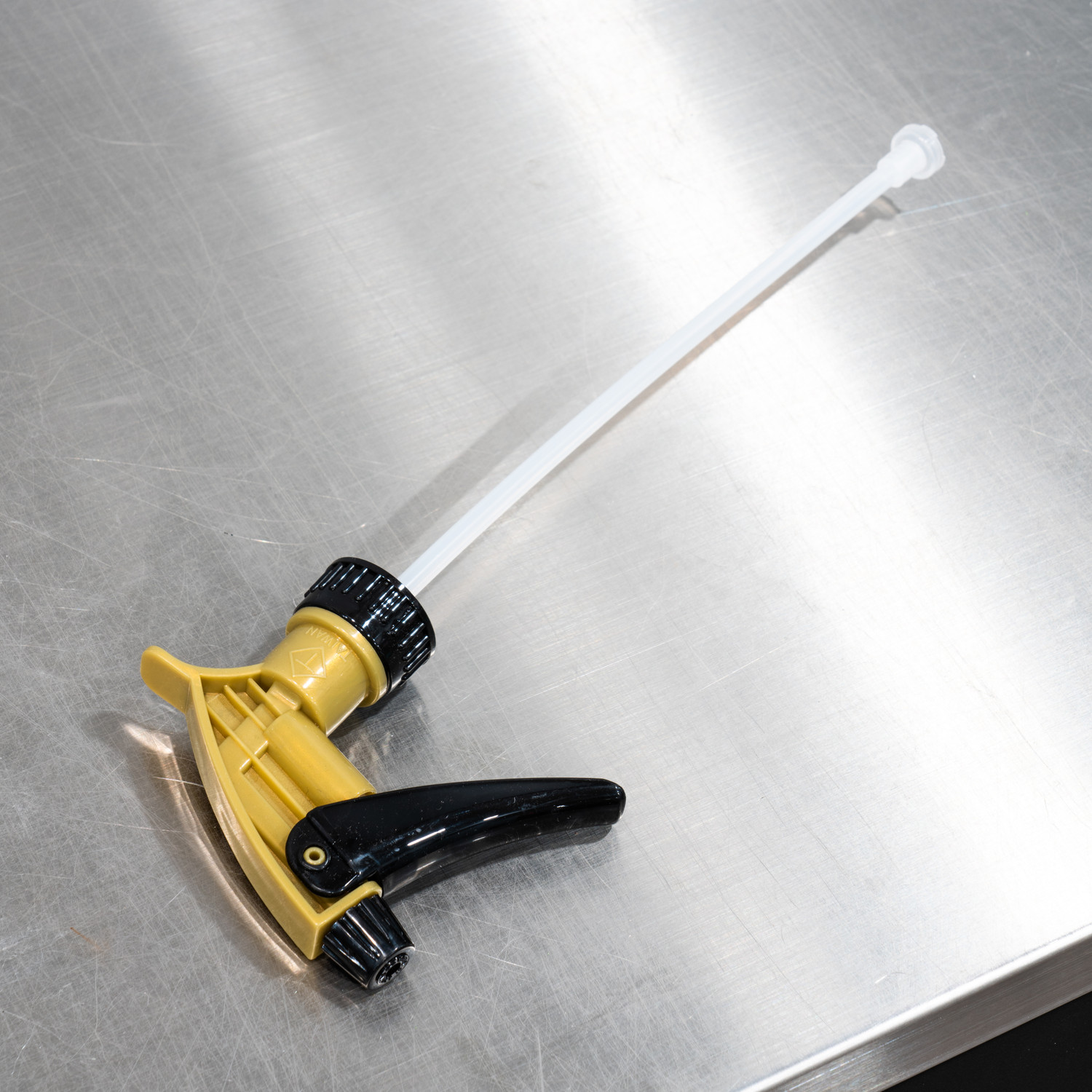 Acid Resistant Trigger Sprayer | Black and Gold Spray Top