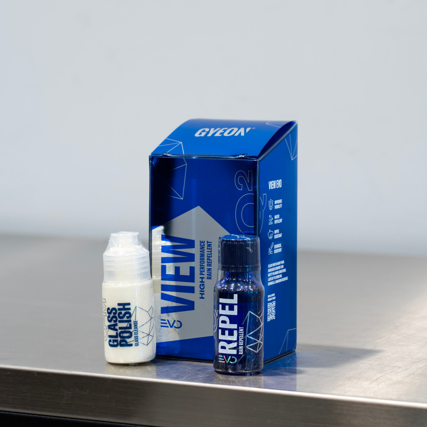 GYEON Q2 View EVO 20ml | Hydrophobic Quartz Glass Ceramic Coating Kit ...