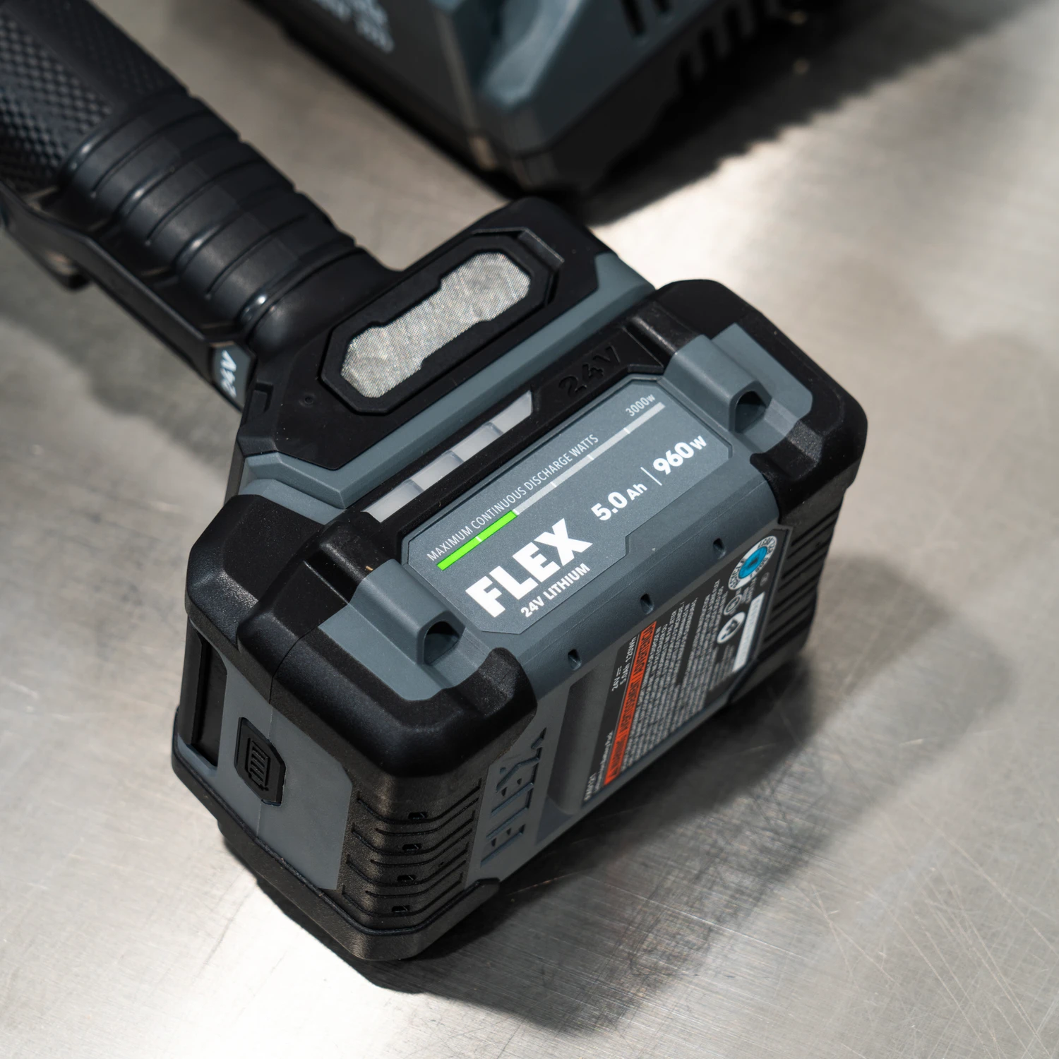 Flex 24V Cordless Gear Driven Polisher Kit 8mm | 2 Batteries Charger ...