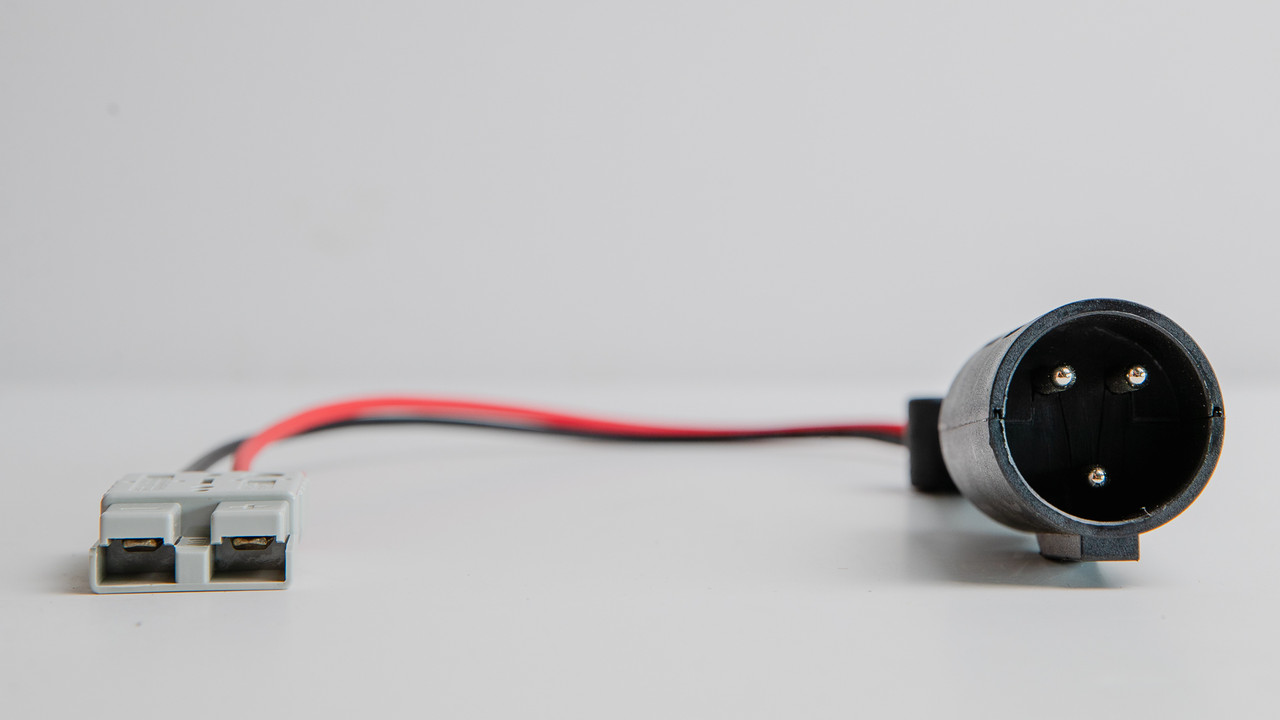 Pro-Guide Charging Plug - Big Crowsfoot