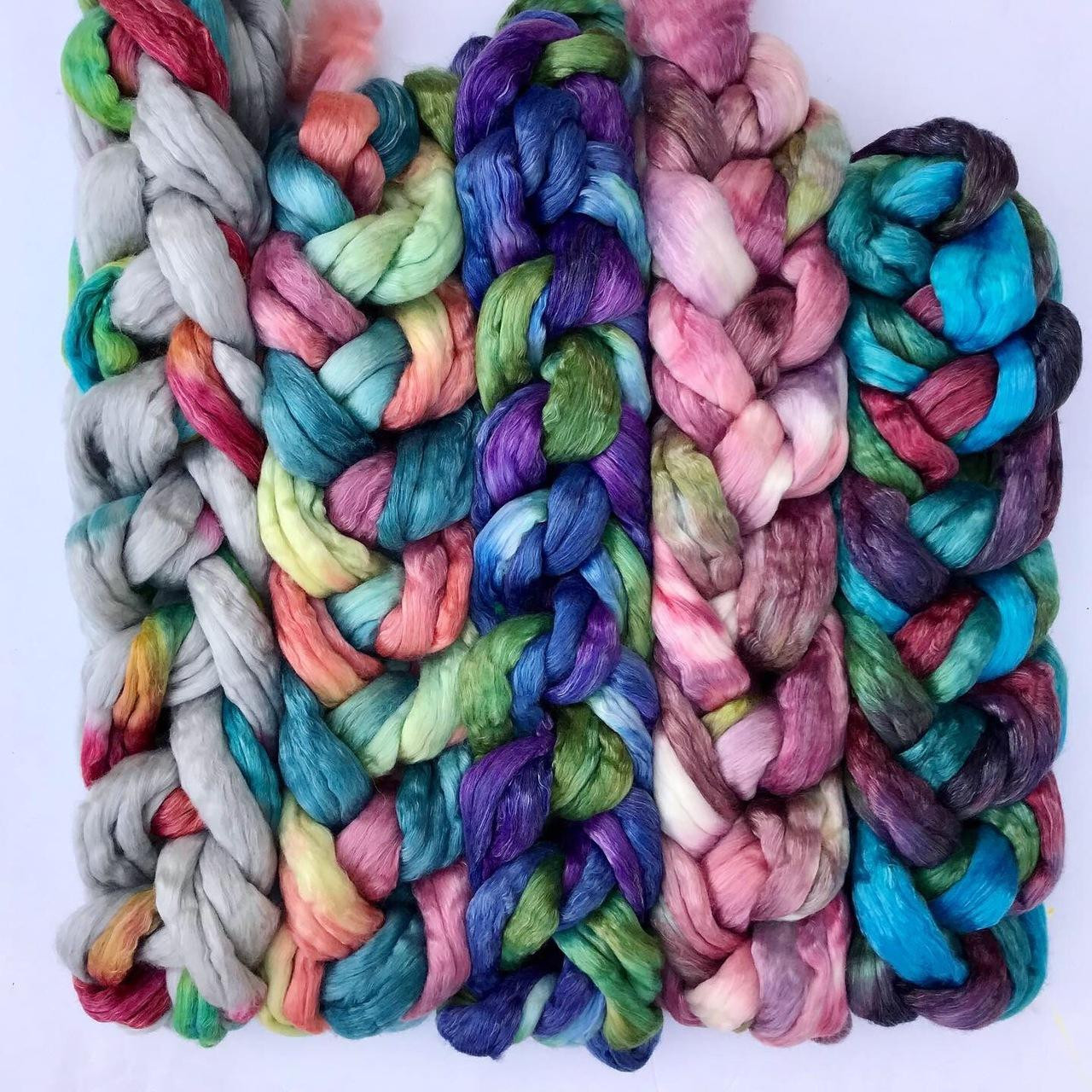 Hand-dyed Fiber @ Wonderland Yarns: Merino
