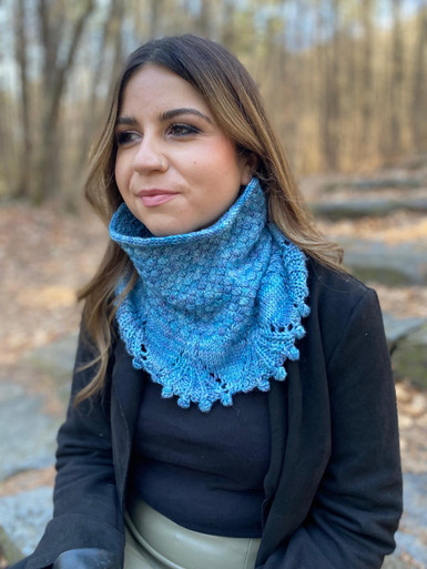 Knit Patterns @ Wonderland Yarns: Ice Queen Cowl