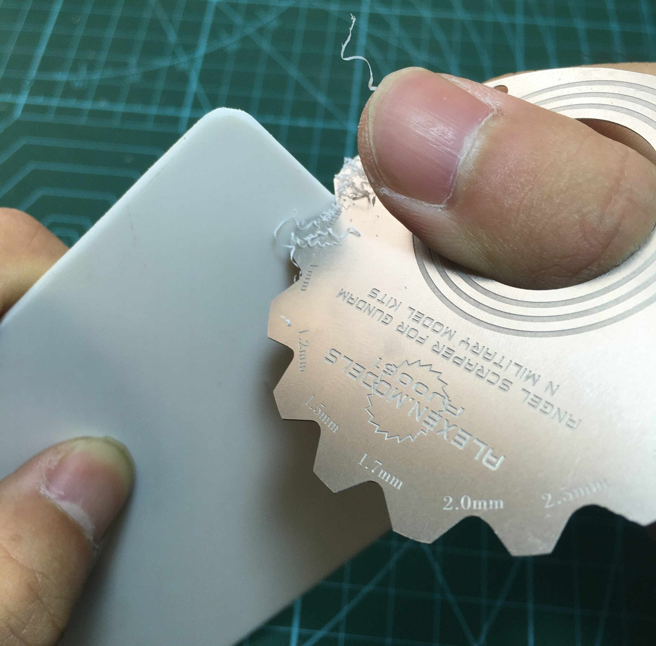 Angle Scraper B - Modeller's Workshop
