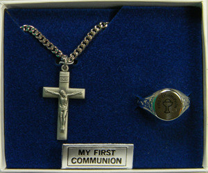 First Communion Ring and Crucifix Pendant Set - Our Daily Bread ...