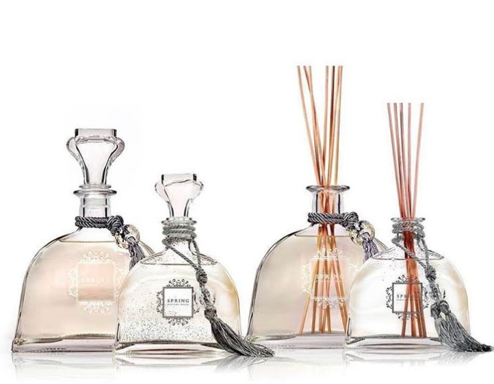 SILVER ROUND WHITE FLOWER DIFFUSER