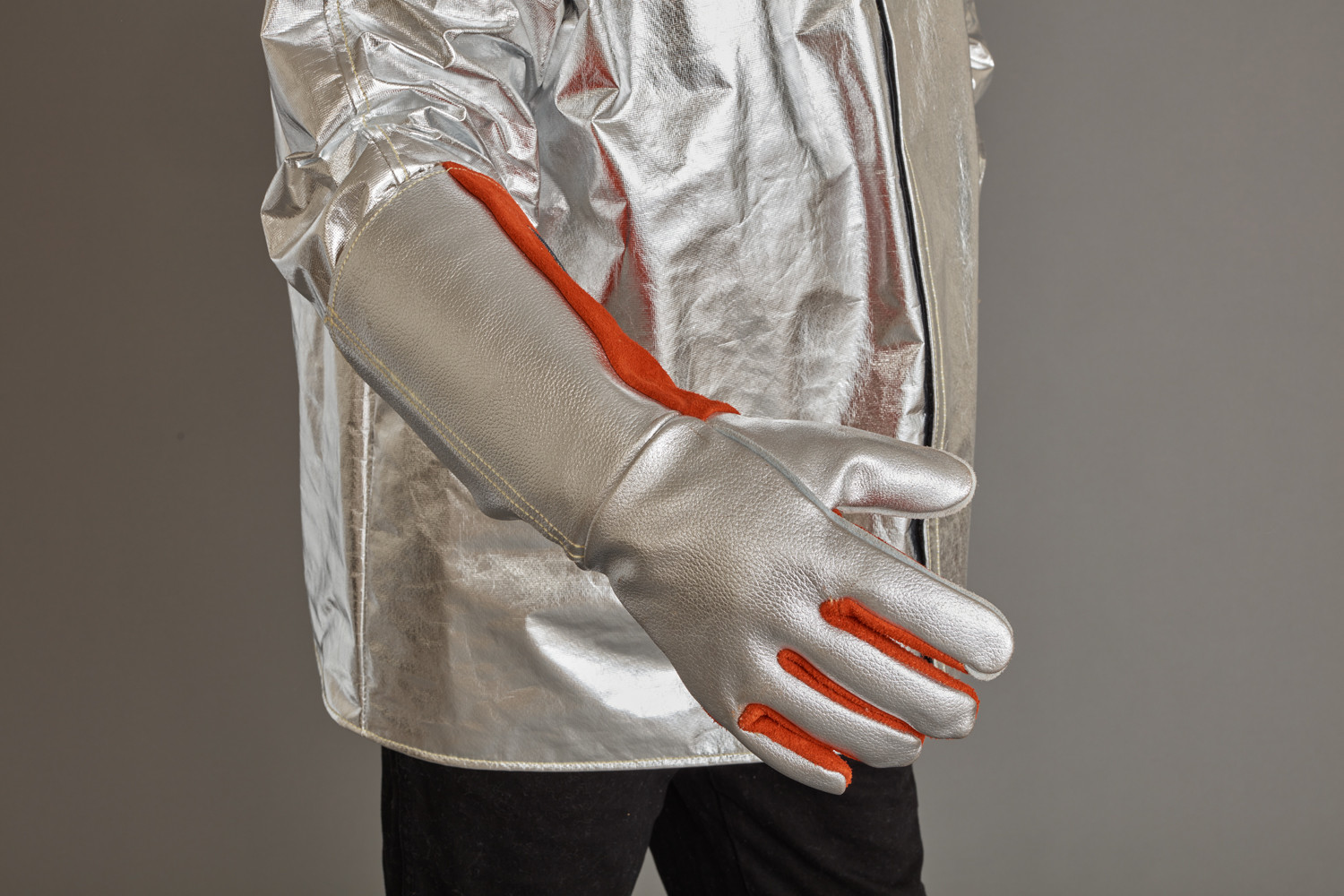 Industrial Safety Clothing and Fire Resistant PPE