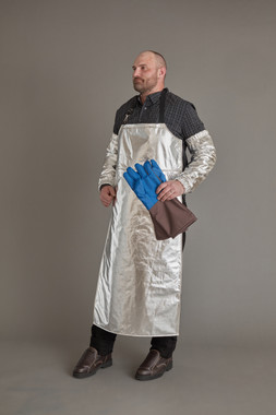 Aluminized 3B Apron Insulated with DuPont™ Nomex® - Silver Needle Inc.™