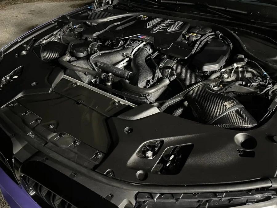 CSF BMW F90 M5 & F92 M8 High-Performance Charge Coolers | CSF Cooling