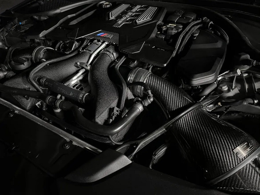 CSF BMW F90 M5 & F92 M8 High-Performance Charge Coolers | CSF Cooling