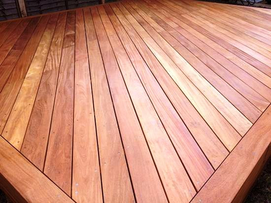 90 x 19 Tonka Decking Select Grade