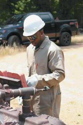 Stanco Deluxe FR Full-Cover Coveralls, Tan, Large, 1/EA | AFT Fasteners