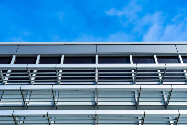 What is a J Channel? – Shape Options and Applications - Orange Aluminum