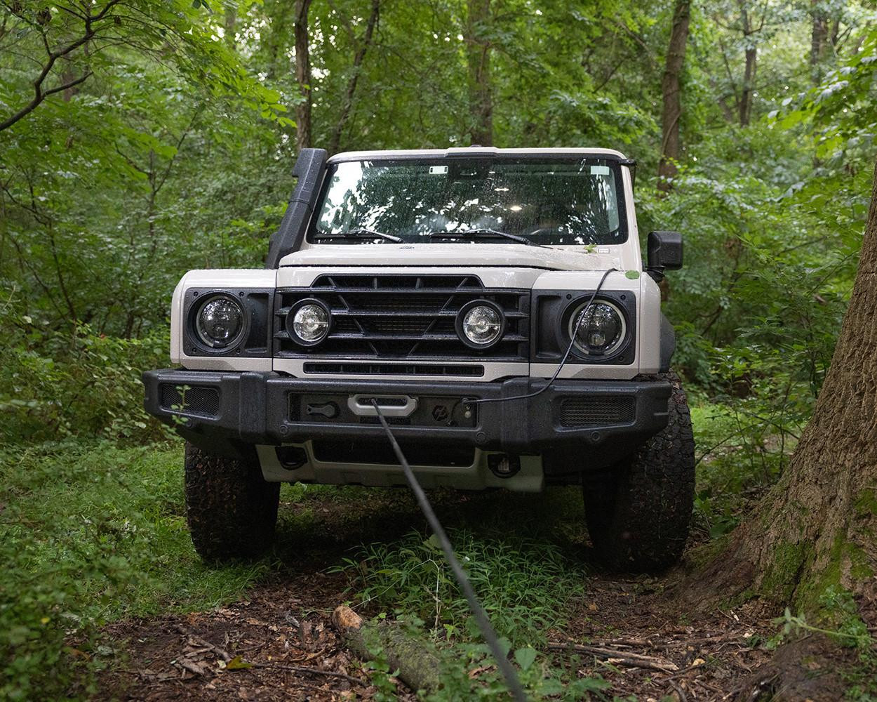 GP Factor Ineos Grenadier Synthetic Line Hidden Winch Mount