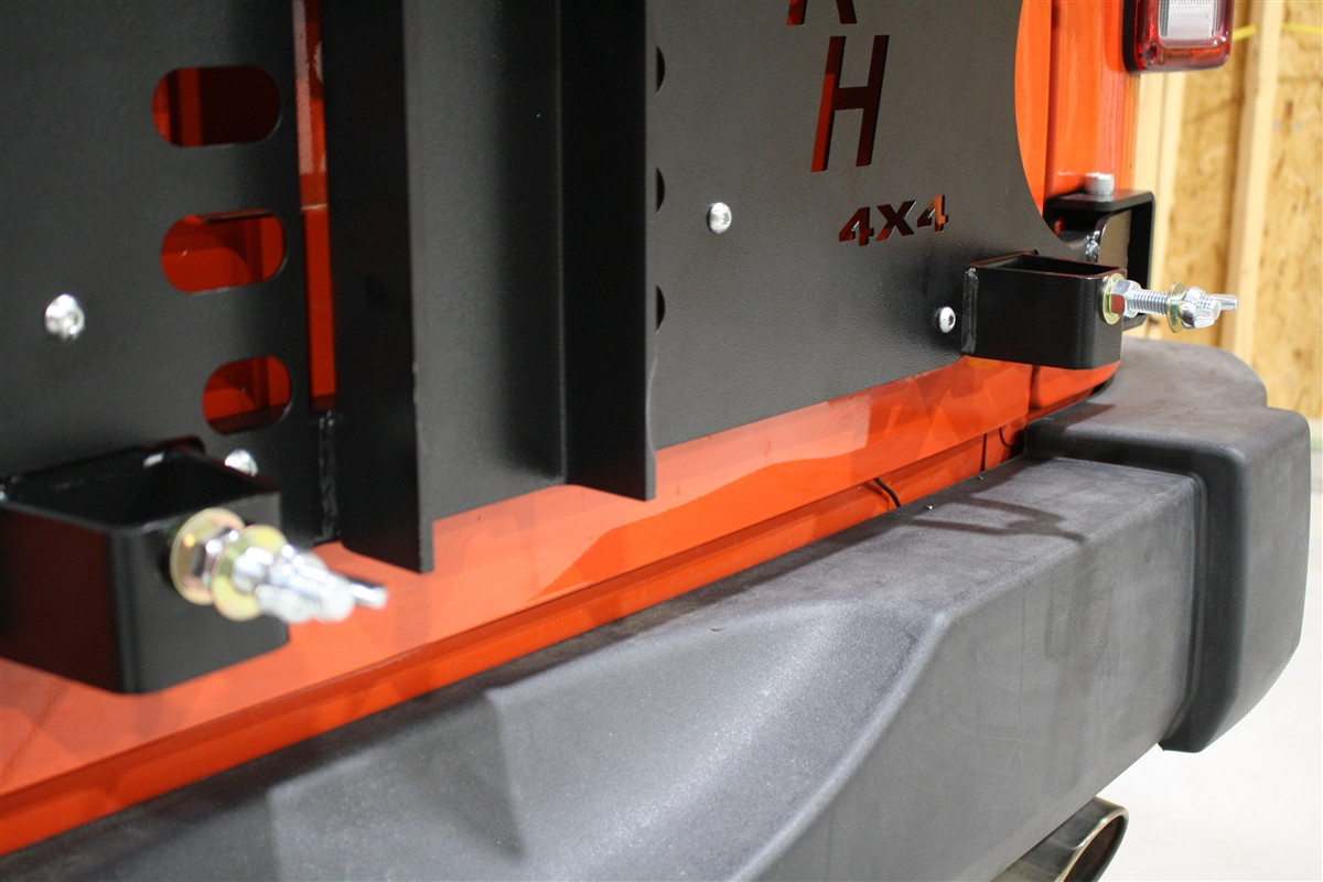 Rock Hard 4x4 Freedom Series Body Mount Tire Carrier for the Jeep ...