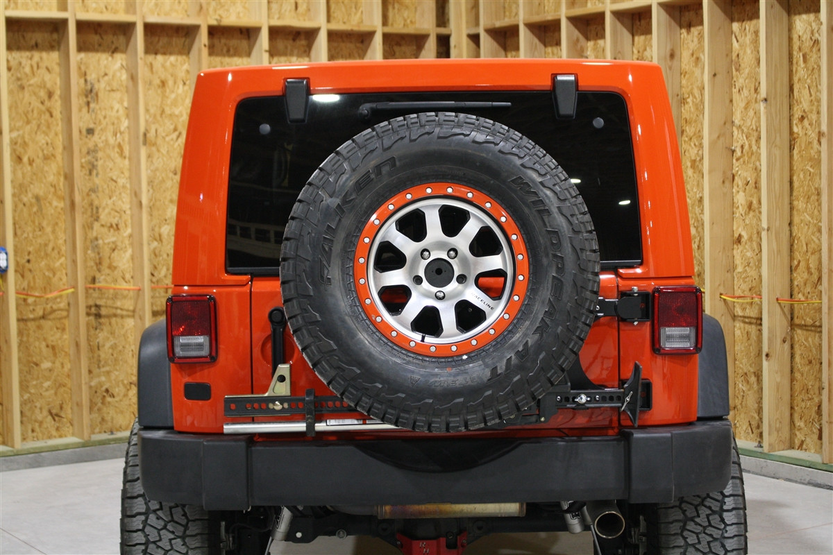 Rock Hard 4x4 Freedom Series Body Mount Tire Carrier for the Jeep ...