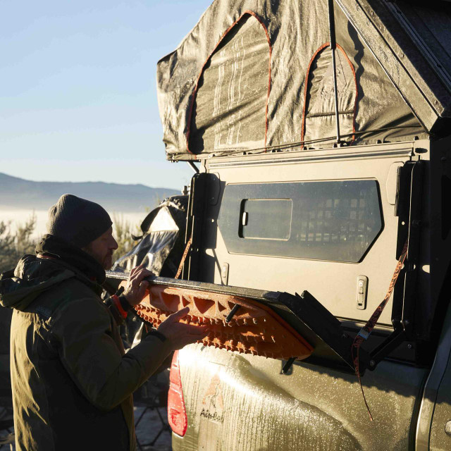 Camper Maxtrax Fold-Out Table - OK4WD