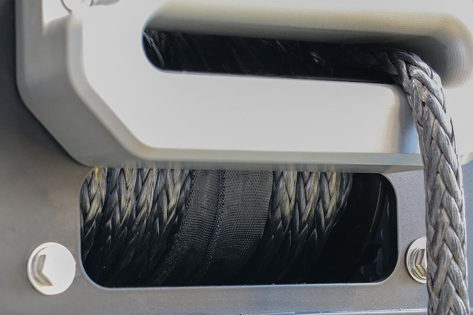 GP Factor Ineos Grenadier Synthetic Line Hidden Winch Mount