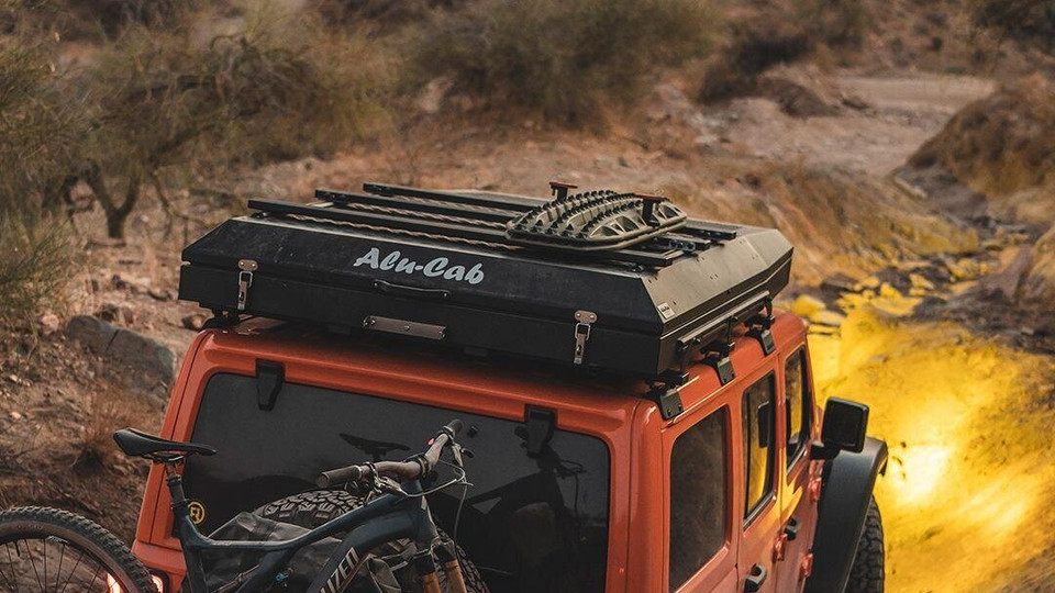 Alu-Cab RTT Offset Mounting Brackets for Jeep JKU/JLU - OK4WD