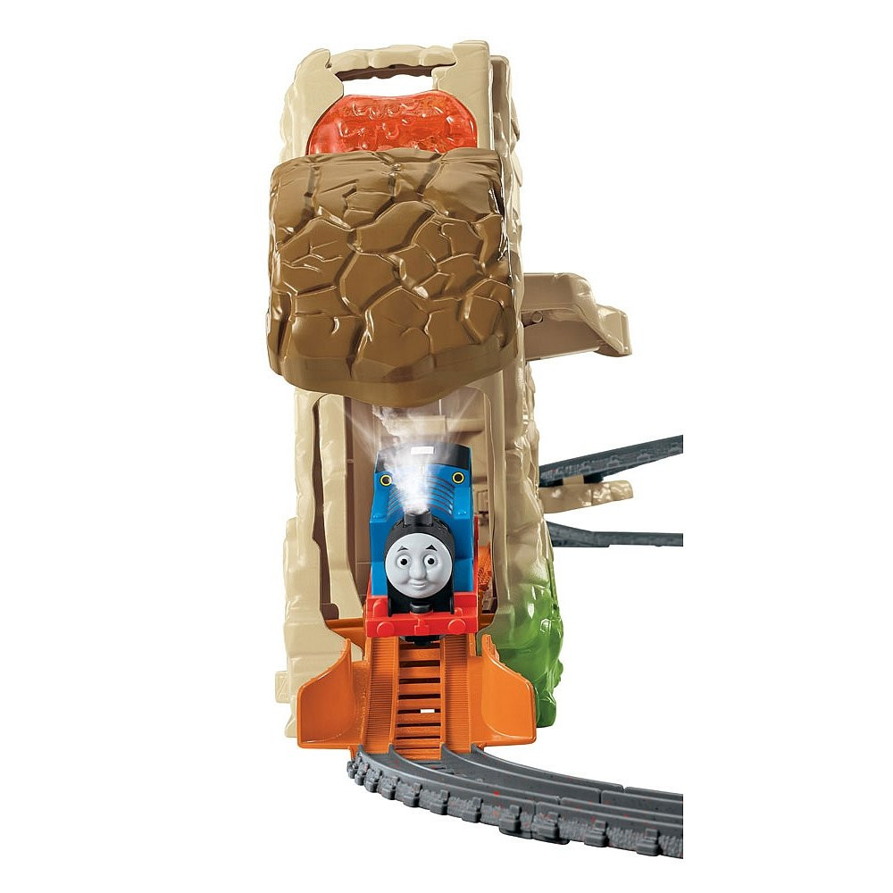 Thomas & Friends TrackMaster Thomas' Volcano Drop Set