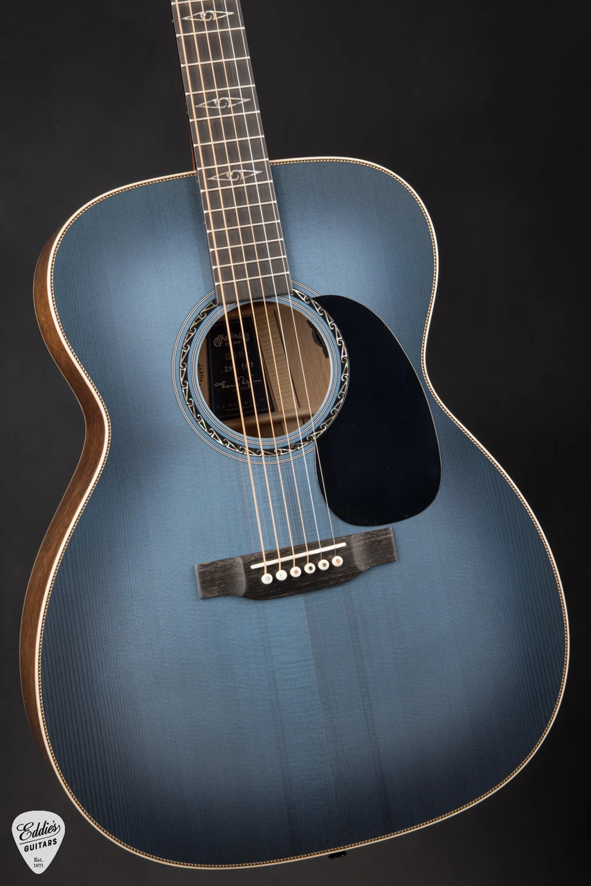 Martin CEO-11 #239 of 1111 - Eddie's Guitars