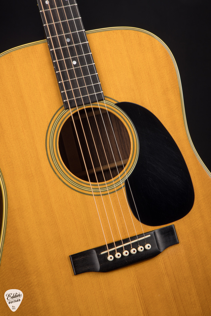 1973 - Martin D-28 - Eddie's Guitars