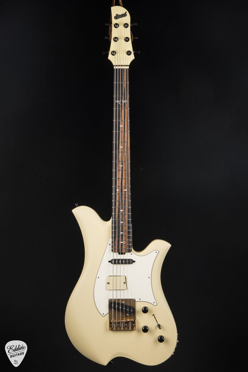 Bacci Leonardo Dual Output Officina - Butter White - Eddie's Guitars