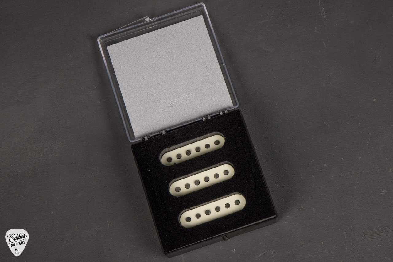 Fender Custom Shop Limited Edition Josefina Handwound Dual Mag II ...