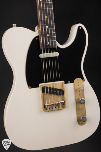 Shock the Fox Fifty8 Five25 - Crackle Satin White - Eddie's Guitars