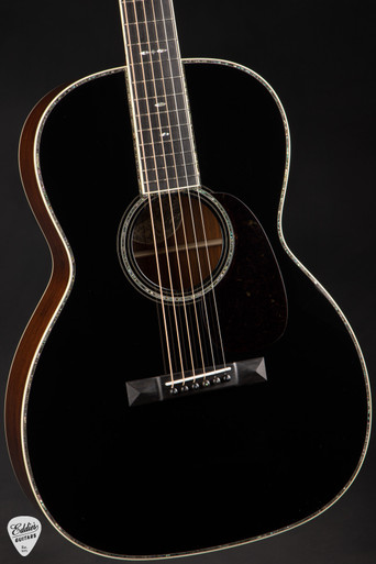 Collings 000-42 German Spruce & Cocobolo - Jet Black Top - Eddie's Guitars