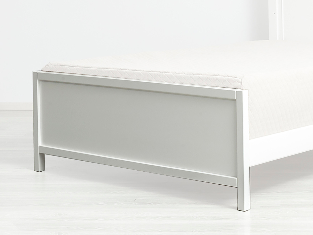 Silva Jackson Low-Profile Footboard - White Finish