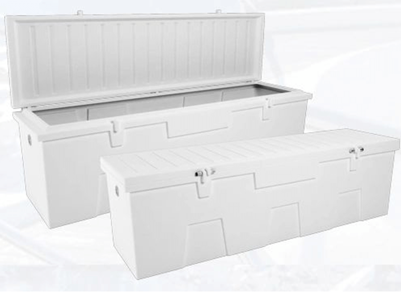 TitanSTOR(tm) 7' Dock Box With Lock Set & Mounting Kit