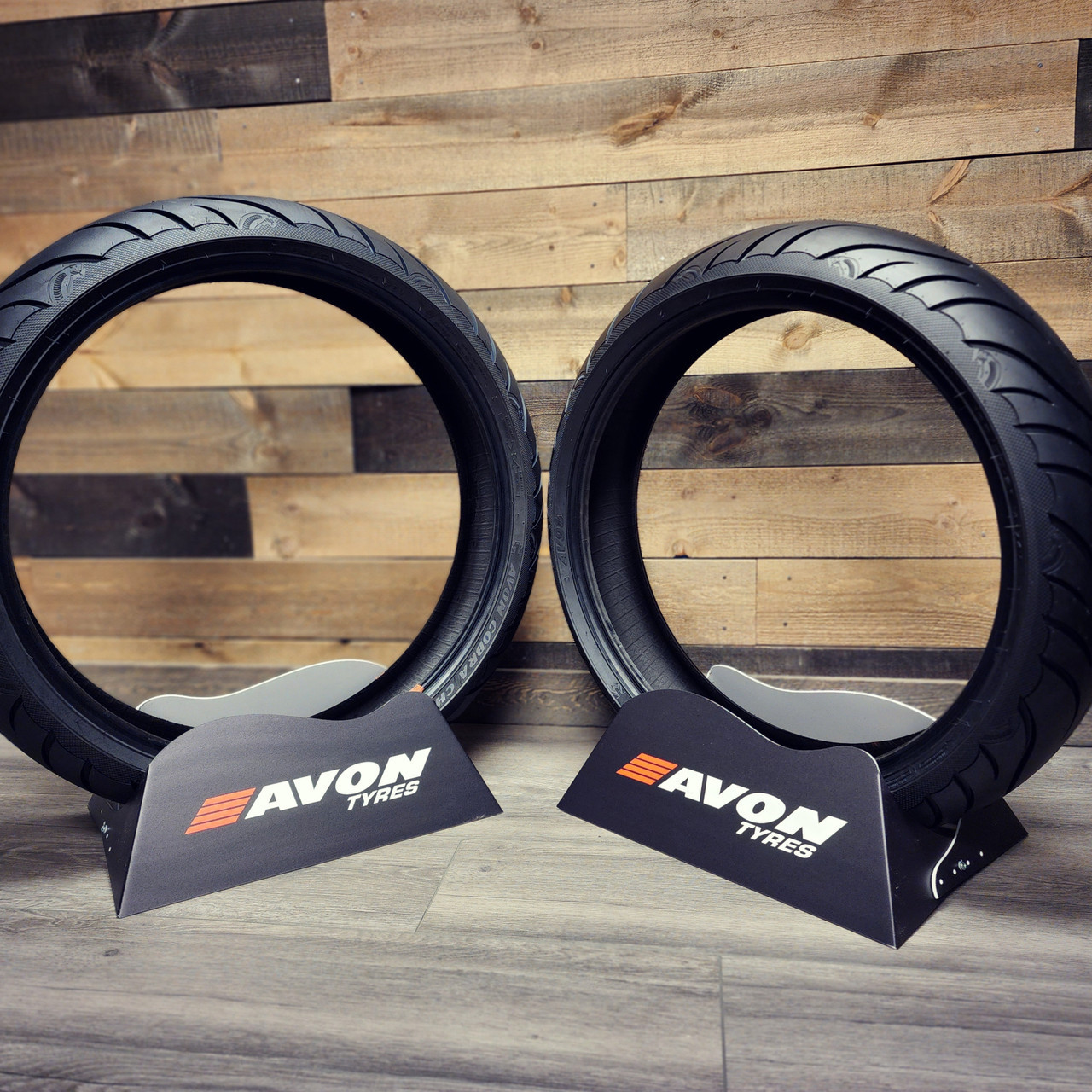 180/50-23 Avon Cobra Chrome Fat Bagger Tires - SMT Wheels
