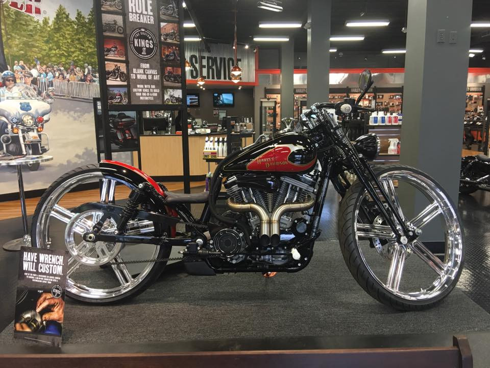 Race Tech Harley V-Rod Chrome Wheels - SMT Wheels