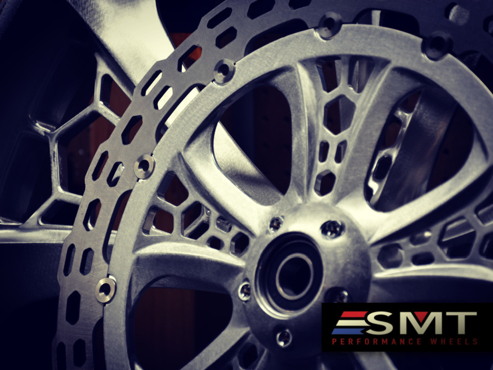 26 Inch Hive 3D Chrome Harley Wheel - SMT Wheels