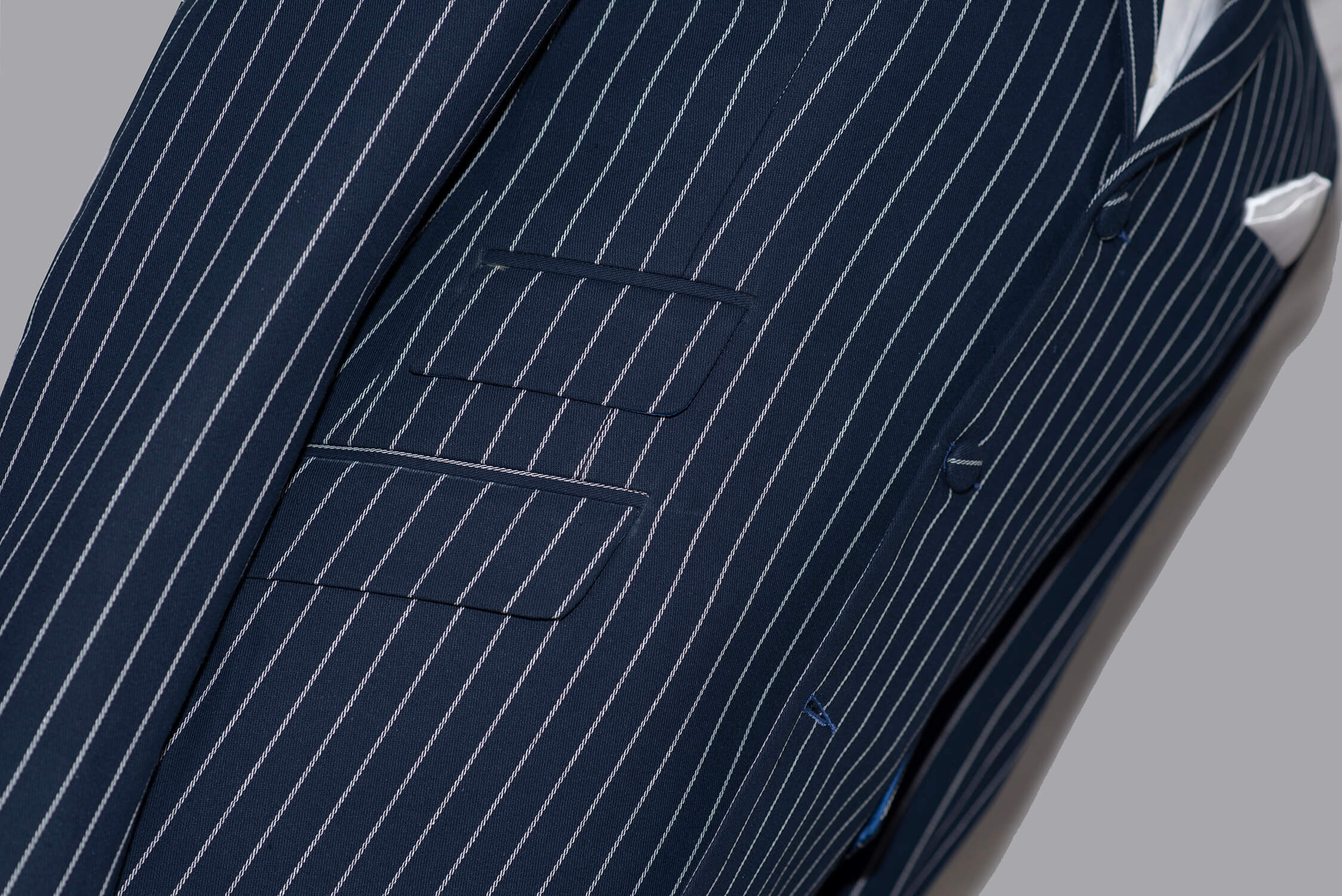 White striped in navy blue classic boating blazer