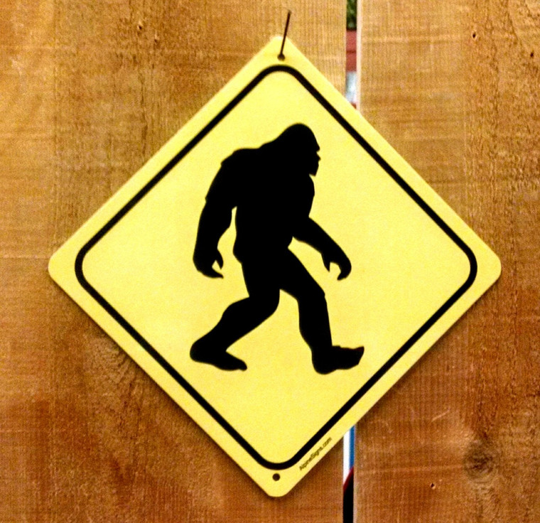 Big Foot Sasquatch Crossing Sign - 395 Store
