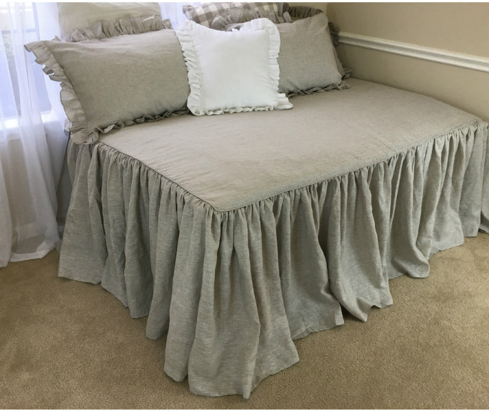 Daybed cover –White, Grey, Cream, Pink, Blue, Stripe, Chevron, 40 ...