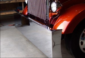 Peterbilt 379 Blind Mount Bumper Lift Kit - LF Truck Centre Ltd.
