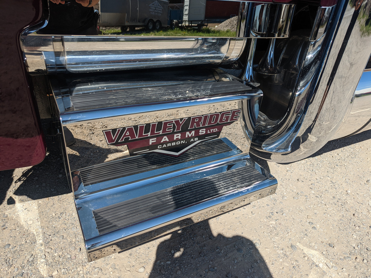 Peterbilt Step/Battery Box Cover - LF Truck Centre Ltd.