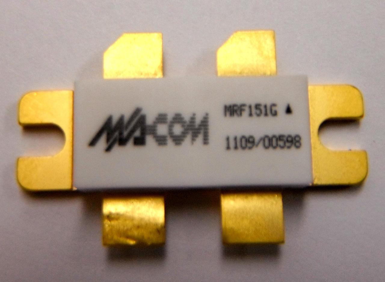 MOS POWER FET 300 WATT TRANSISTOR