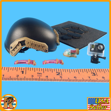 PMC Weapon Specialist - Helmet & Sport Camera - 1/6 Scale
